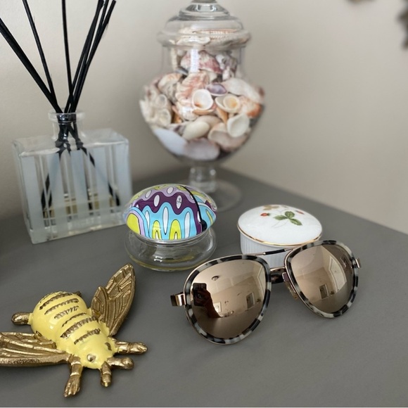 henri bendel | Accessories | Henri Bendel Tortoiseshell Mirrored Mila ...